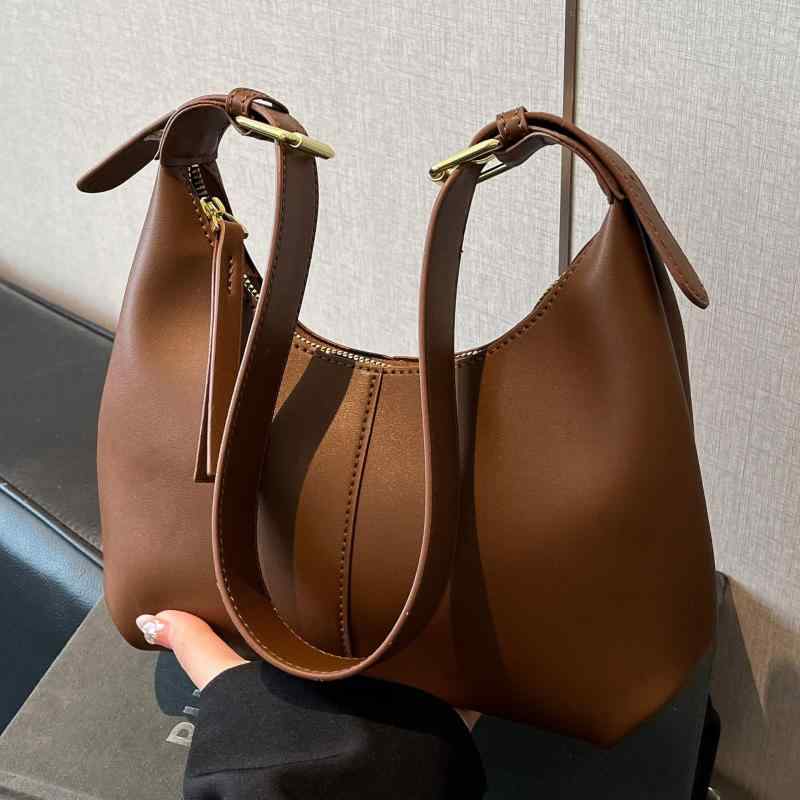 ・カラー展開: 卡其色、棕色、黒色、白色・スタイル: 気質熟女・主な素材: PU・形状: 水饺型・サイズ: 小・開閉方式: 拉链・内部構造: 证件袋・硬度: 中偏软・外ポケット: 挖袋・肩带: 単根・流行要素: 车缝线・適用シーン: 日常搭配