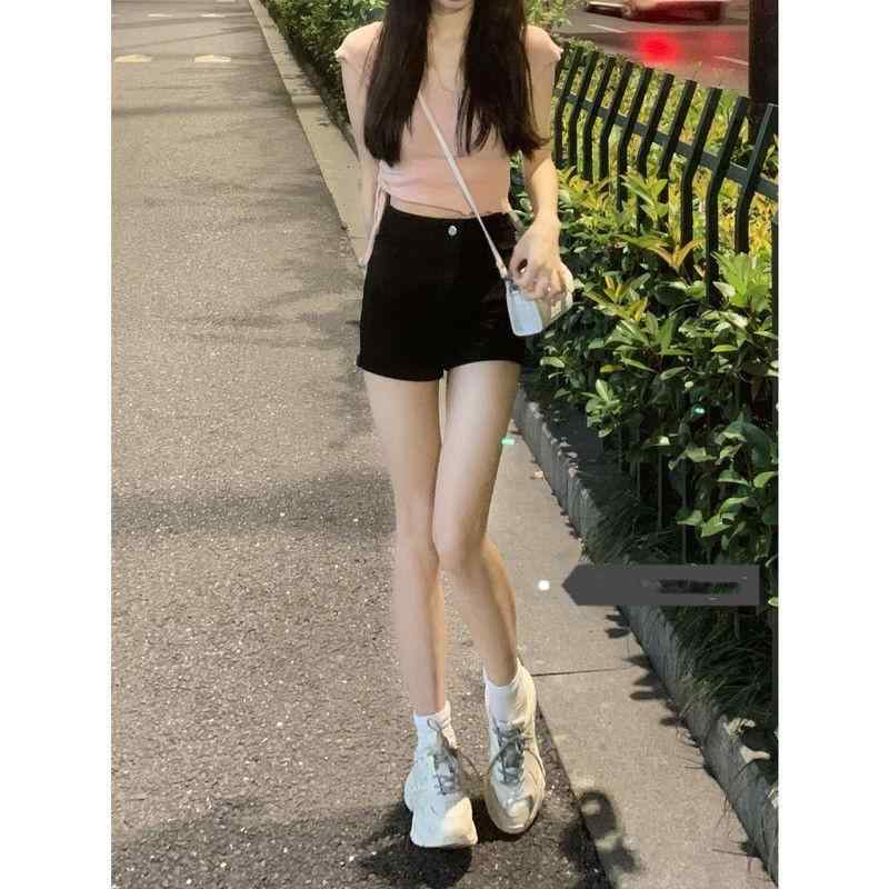 ・カテゴリ: 牛仔裤・スタイル: OL通勤・主な素材: 棉71-80%、聚酯纤维10-29%・里料: 棉71-80%・デザイン: 阔腿・パンツ丈: 短パン・ウエスト: 高腰・カラー展開: 黒色・サイズ展開: S,M,L,XL,2XL・厚み:...