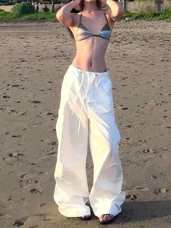 ・スタイル: 通勤風・カテゴリ: 休闲裤・パンツタイプ: 宽松型・パンツ丈: 長丈・ウエスト: 高腰・厚み: 薄手・流行要素: ポケット・カラー展開: 白色、黒色・サイズ展開: S、M、L、XL・素材: 其它・伸縮性: 微弾・対象: 女性