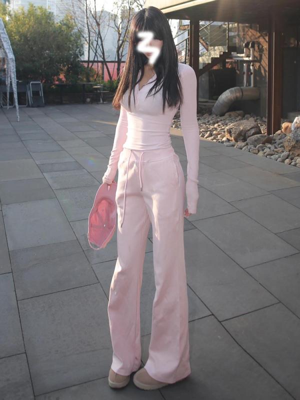 ・カテゴリ: 休闲裤・スタイル: 通勤風・パンツタイプ: 微喇型・パンツ丈: 長丈・ウエスト: 高腰・厚み: 中厚・流行要素: 抽绳・カラー展開: 粉色薄款、黒色薄款、浅灰色薄款、深灰色薄款、黒色加绒、浅灰色加绒、深灰色加绒・サイズ展開: ...