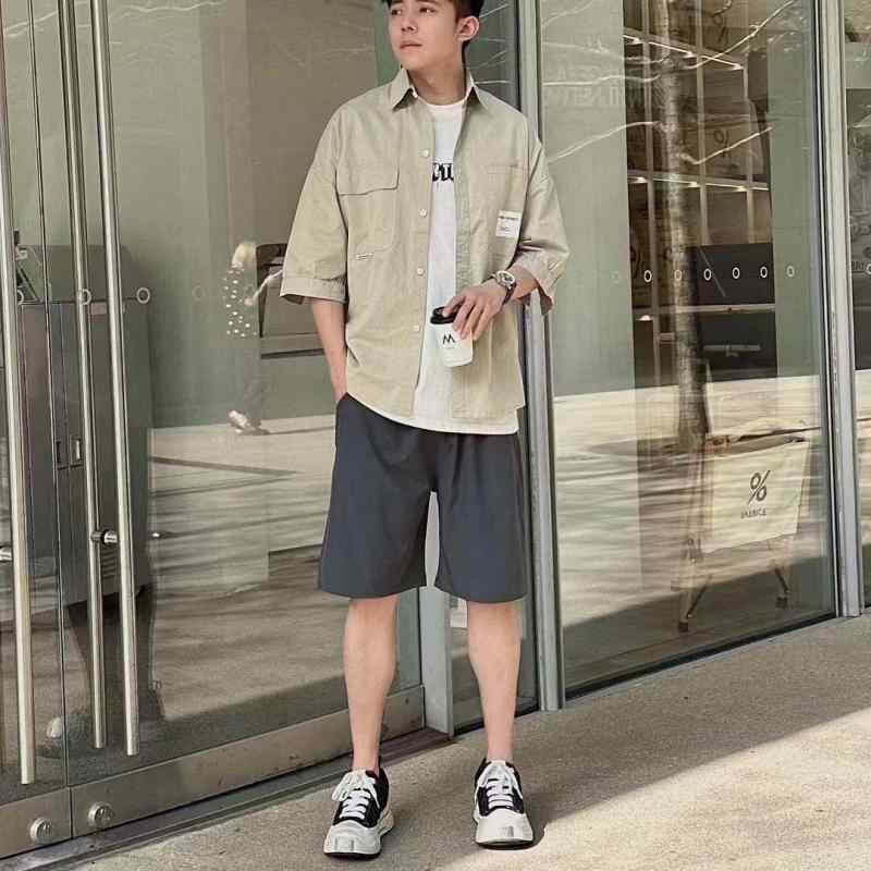 ・主な素材: 桑蚕丝50%、氨纶50%・スタイル: その他・パンツ丈: 5分丈・パンツ型: ワイドレッグ・伸縮性: 中伸縮・カラー展開: セメントグレー、グレー、ブラック、ネイビー、カーキ・サイズ展開: 2XL、3XL
