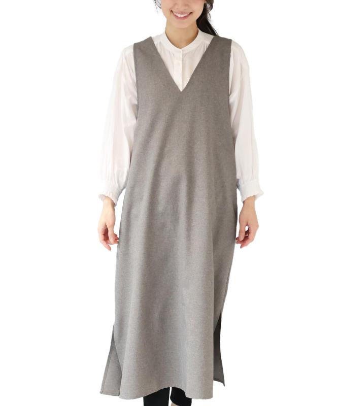 [ON NISHIKI] エプロン レディース 超ロング丈 おしゃれ 可愛い かぶるだけ 前後2way 速乾 シワになりにくい ワンピースエプロン ポケット付き【カチオン素材】濃厚で艶のある色沢が特徴のカチオン生地を使用。 肌触りはさらさら...