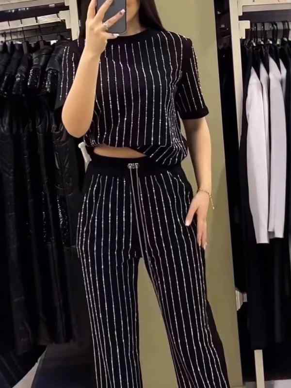 ・スタイル: 通勤風・カラー展開: ブラック・サイズ展開: S、M、L、XL、XXL、XXXL・袖丈: 三分袖・袖型: 常规袖・パンツ丈: 長丈・柄: 拼色・流行要素: 金属装饰・加工: 烫钻・セットタイプ: 裤套装・カテゴリ: 休闲套装