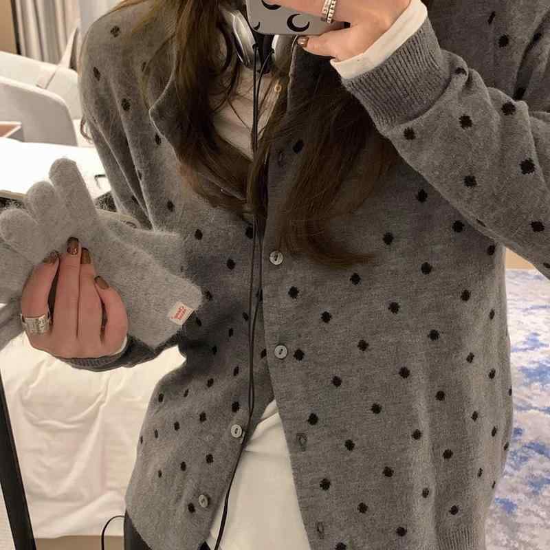 ・主な素材: 粘膠繊維・厚さ: 中厚・組み合わせ: 単品・スタイル: 開衫・版型: ルーズフィット・袖型: 普通袖・ネックライン: ラウンドネック・袖丈: 長袖・流行要素: クロシェ・衣長: 普通(50cm＜衣長≤65cm)・スタイルタイプ...