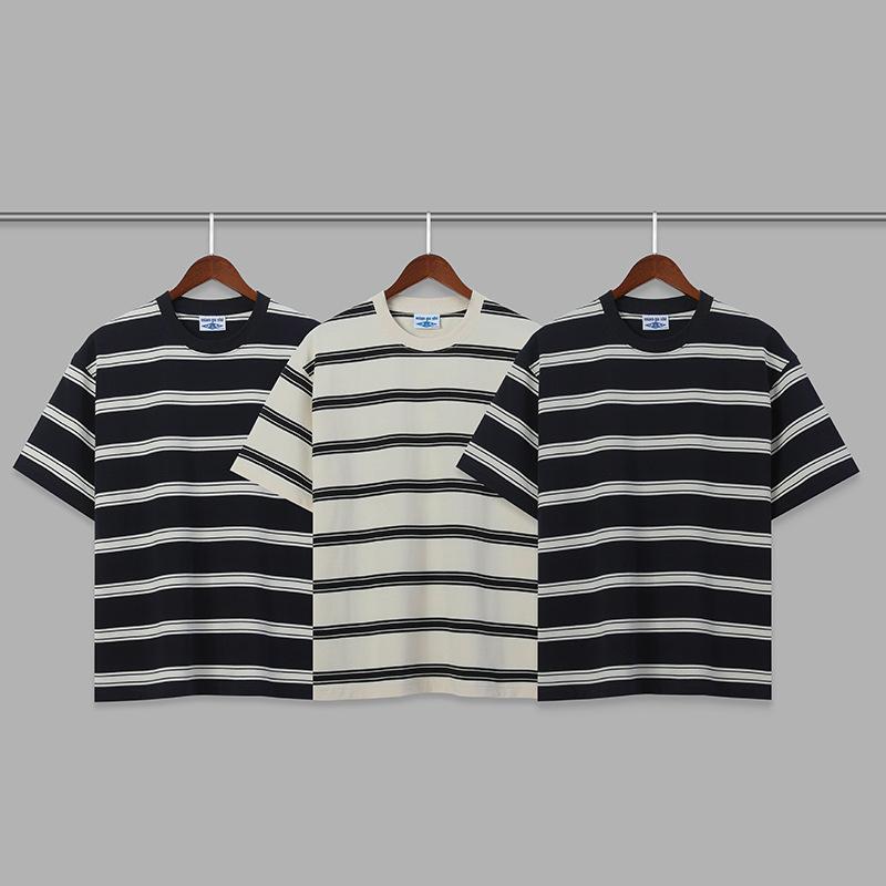 ・カテゴリ: Tシャツ・スタイル: 街潮・主な素材: 綿100%・柄: 条紋・シルエット: ワイド・首元: ラウンドネック・袖丈: 長袖・厚み: 加厚・カラー展開: 黒ストライプ、ブルーストライプ、アプリコットストライプ・サイズ展開: XS...