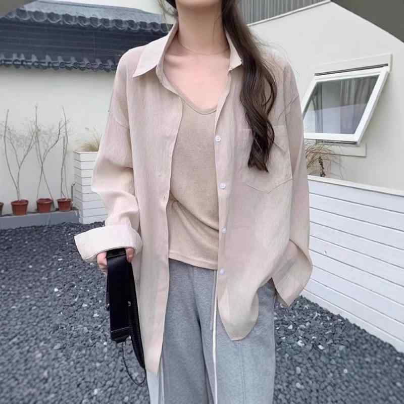 ・カテゴリ: シャツ・スタイル: 学院風、清新甜美・主な素材: ポリエステル・柄: 無地・袖丈: 長袖・袖型: 通常袖・ディテール: ポケット、プリーツ、プレス加工・フィット: ルーズフィット・衣丈: 普通丈(50cm超～65cm以下)・ネ...