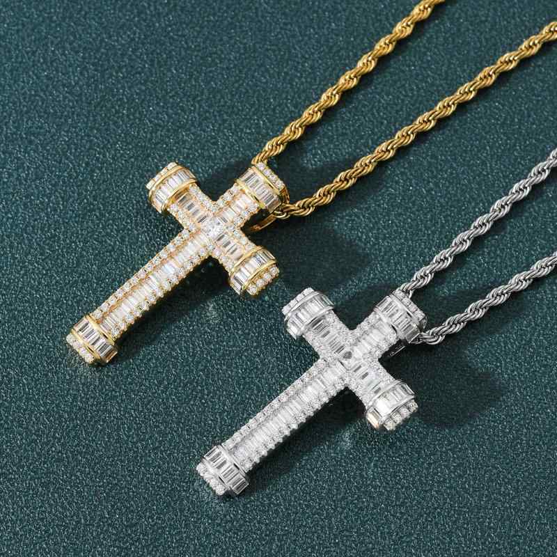 ・カテゴリ: ネックレス・スタイル: ヒップホップ・主な素材: 銅・カラー展開: 金色+3mm×60cmステンレス麻花チェーン、銀色+3mm×60cmステンレス麻花チェーン・デザイン要素: 十字架