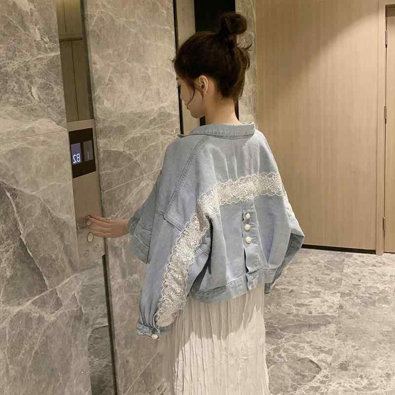 ・カテゴリ: 牛仔服・スタイル: 少女風・主な素材: 綿95%以上・袖型: 通常・版型: ゆったり・衣長: 短め・袖丈: 長袖・カラー展開: ライトブルー・サイズ展開: S、M、L、XL・領型: 襟付き