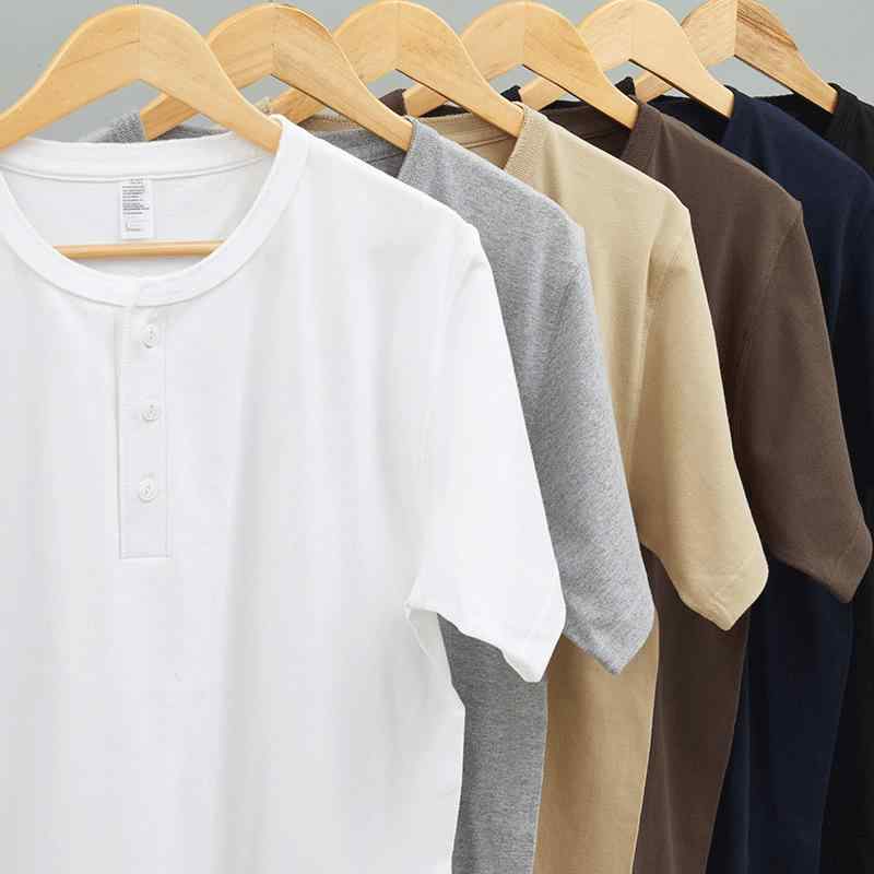 ・カテゴリ: Tシャツ・スタイル: 基礎カジュアル・主な素材: 綿100%・袖丈: 短袖・柄: 無地・厚み: 加厚・カラー展開: 白色、黒色、麻灰、藏青、卡其、深灰・サイズ展開: S、M、L、XL、XXL・克重: 250g-300g・素材機...