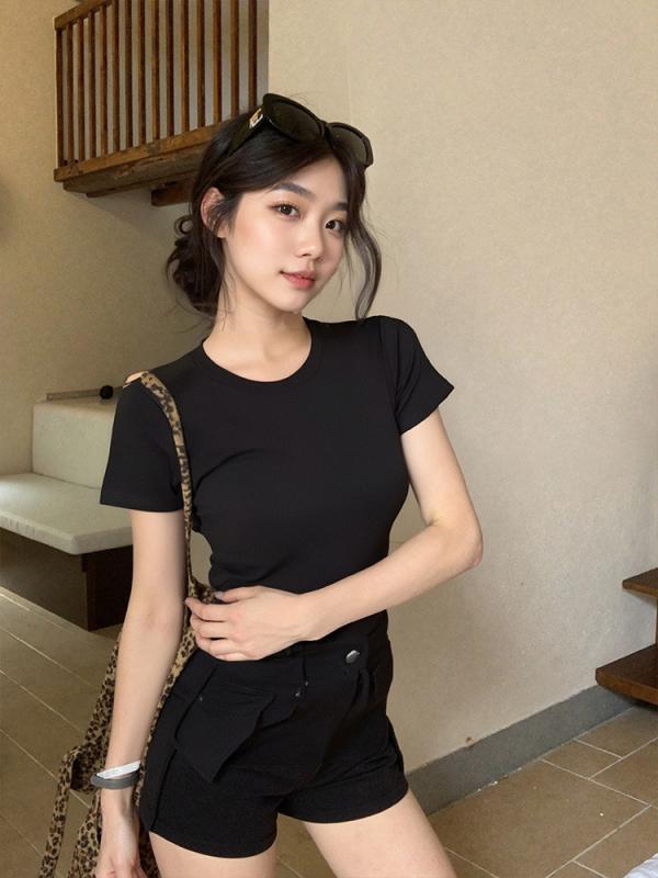 ・カテゴリ: Tシャツ・スタイル: 休闲风・主な素材: 綿90-95%・主な素材2: 氨纶30%以下・柄: 纯色・袖丈: 短袖・袖型: 常规袖・デザイン: 抽褶・フィット: 修身型・衣長: 普通款・ネックライン: 圆领・流行要素: 3D/立...