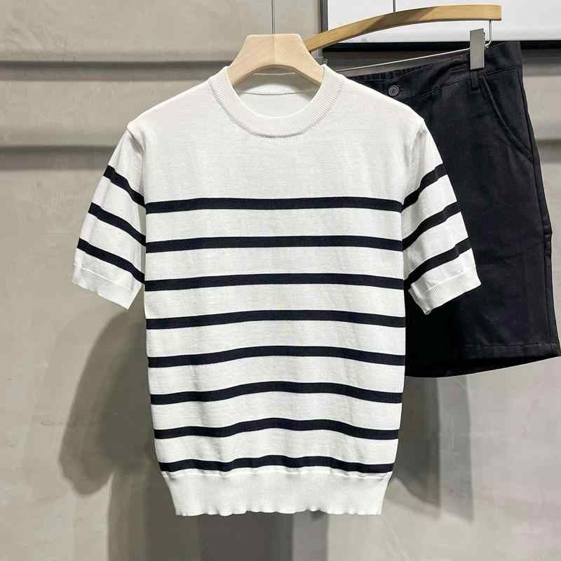 ・カテゴリ: Tシャツ・スタイル: 韓版・主な素材: ポリエステル91-95%・柄: 条紋・版型: スリムフィット・袖丈: 短袖・ネックライン: クルーネック・カラー展開: 白色、黒色・サイズ展開: M、L、XL、2XL、3XL・厚み: 普...