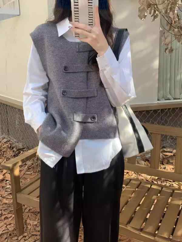 ・スタイル: 休闲・タイプ: 开衫・衣丈: 普通・ネックライン: ラウンドネック・柄: 無地・流行要素: ボタン・主な素材: ポリエステル・カラー展開: グレー、ブラック、ベージュ・サイズ展開: フリーサイズ・性別: 女性・フィット: ルー...