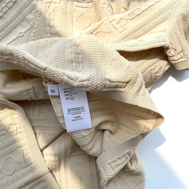 ・カテゴリ: Tシャツ・スタイル: 通勤風・主な素材: 亜麻50%以上70%未満、綿30%以上50%未満・柄: 単色・袖丈: 短袖・袖型: 通常袖・カラー展開: ブラウン、カーキ、ブラック・サイズ展開: S、M、L