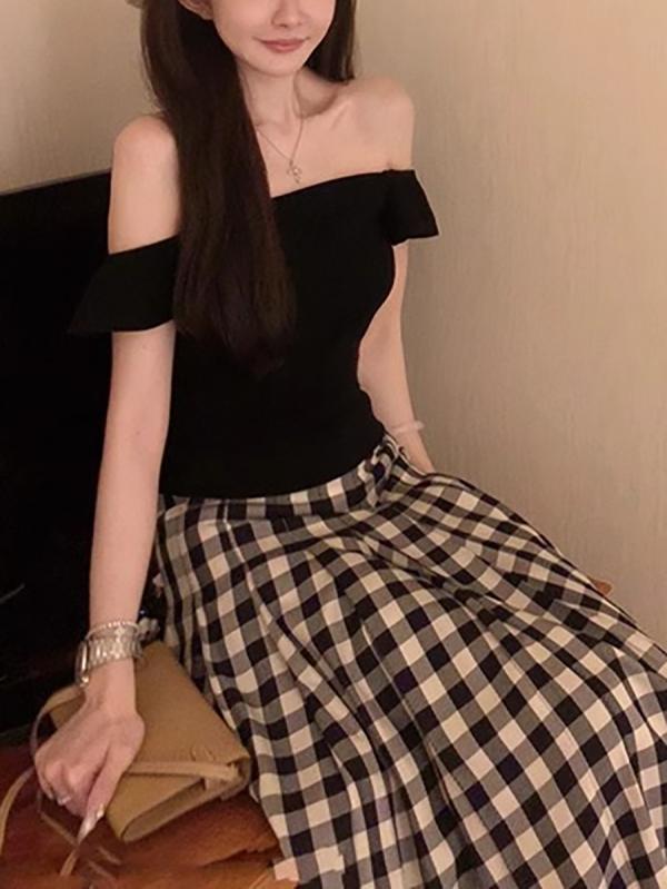 ・柄: 格纹・スカート丈: ロング・流行要素: 単色・スタイル: 通勤風・主な素材: 羊毛・主素材成分: 羊毛 30%以下・カラー展開: ブラック・サイズ展開: XS、S、M・商品タイプ: スカートセット・性別: 女性・袖丈: ノースリーブ...