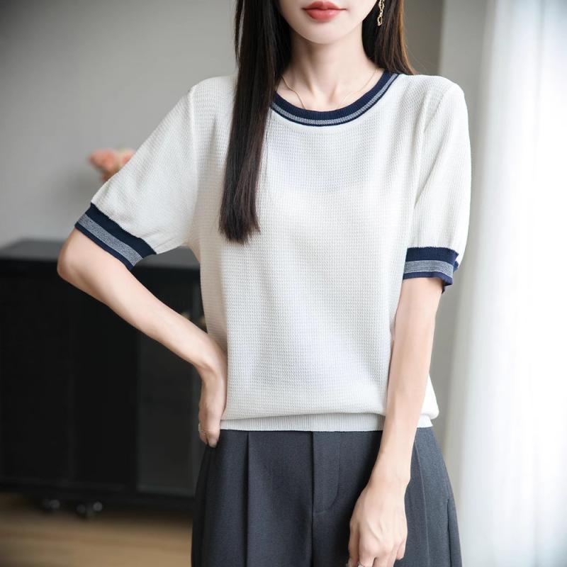・カテゴリ: Tシャツ・スタイル: 清新甜美、公主风・主な素材: 冰丝・柄: 拼色、撞色・ネックライン: 圆领・袖丈: 五分袖・袖型: 常规袖・版型: 宽松型・カラー展開: 白色、藏藍色、鹅黄色・サイズ展開: M、L、XL、XXL