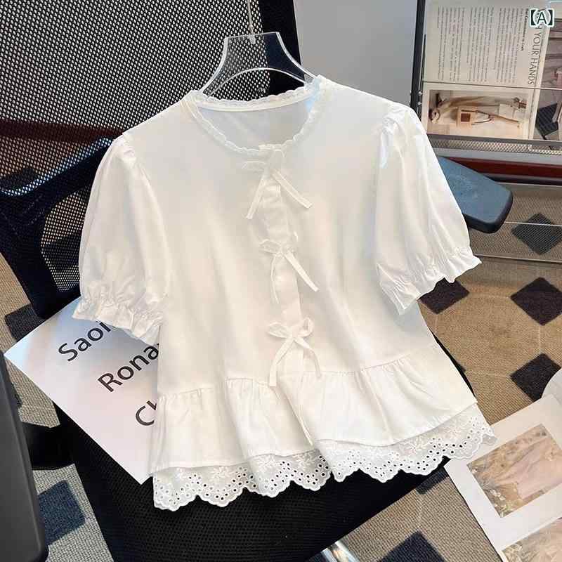 ・カテゴリ: シャツ・スタイル: 気質通勤、法式風・柄: 抽象、印花・主な素材: モダール繊維30%以下・デザイン: 斜肩、A字型、泡泡袖・袖丈: 短袖・衣丈: 普通・ネックライン: 立領・カラー展開: 白色、藍色・サイズ展開: S、M、L...