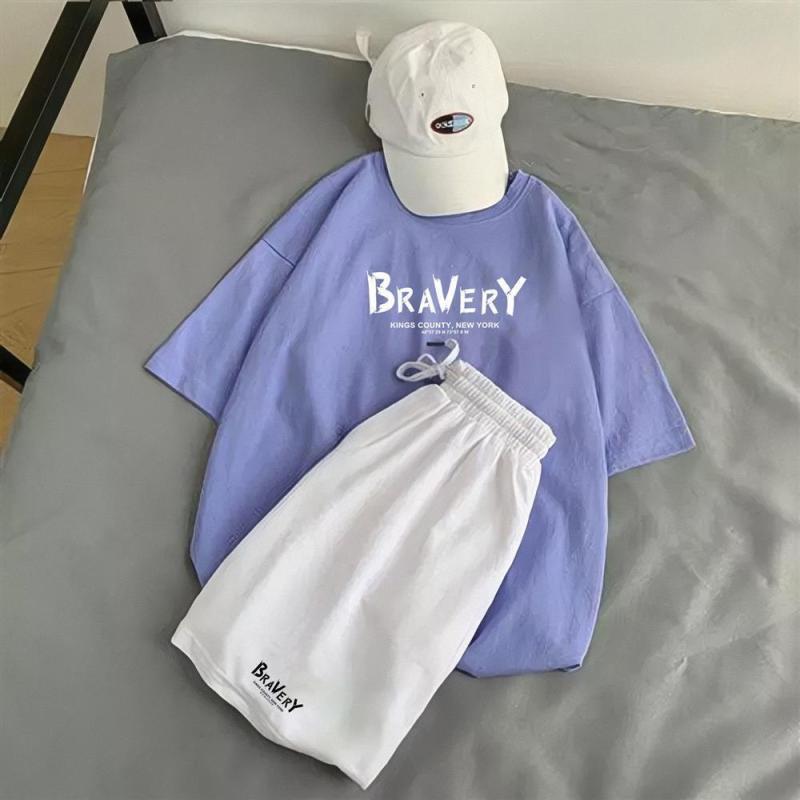 ・スタイル: 青春潮流・厚み: 普通・パンツ丈: 短パン・トップスタイル: Tシャツ・袖丈: 短袖・素材名: 牛奶絲・主素材: ポリエステル100%・対象シーン: スポーツ・カラー展開: 淡紫上衣+白短パン,緑上衣+カーキ短パン,白上衣+黒...