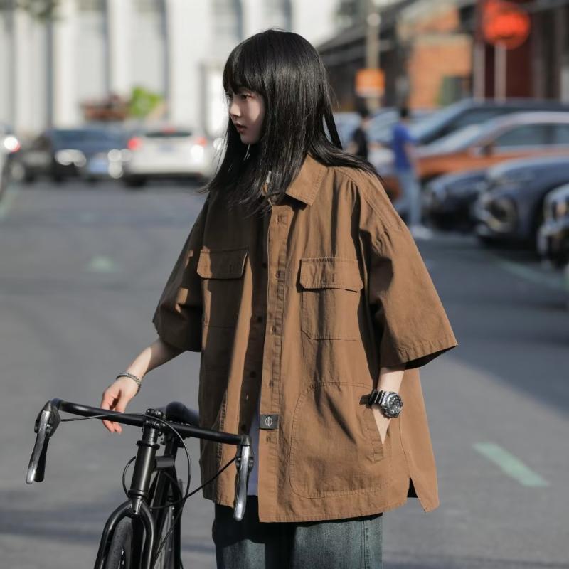 ・カテゴリ: シャツ・スタイル: 港風・主な素材: ポリエステル90-95%・柄: 無地・袖丈: 五分袖・加工: ノーアイロン・版型: ルーズフィット・着丈: 普通(50-65cm)・ネックライン: 襟付き・袖型: 標準・流行要素: ポケッ...