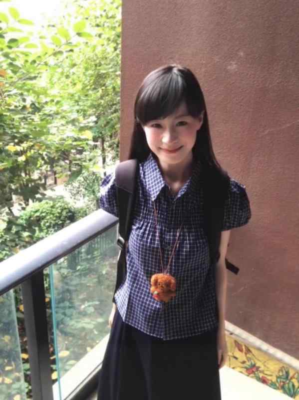 ・カテゴリ: シャツ・スタイル: 通勤風・主な素材: 綿・柄: 条紋/格子・袖丈: 短袖・袖型: 通常袖・フィット感: ゆったり・着丈: ミドルロング(65cm超～80cm以下)・ネックライン: ポロカラー・流行要素: ボタン・カラー展開:...