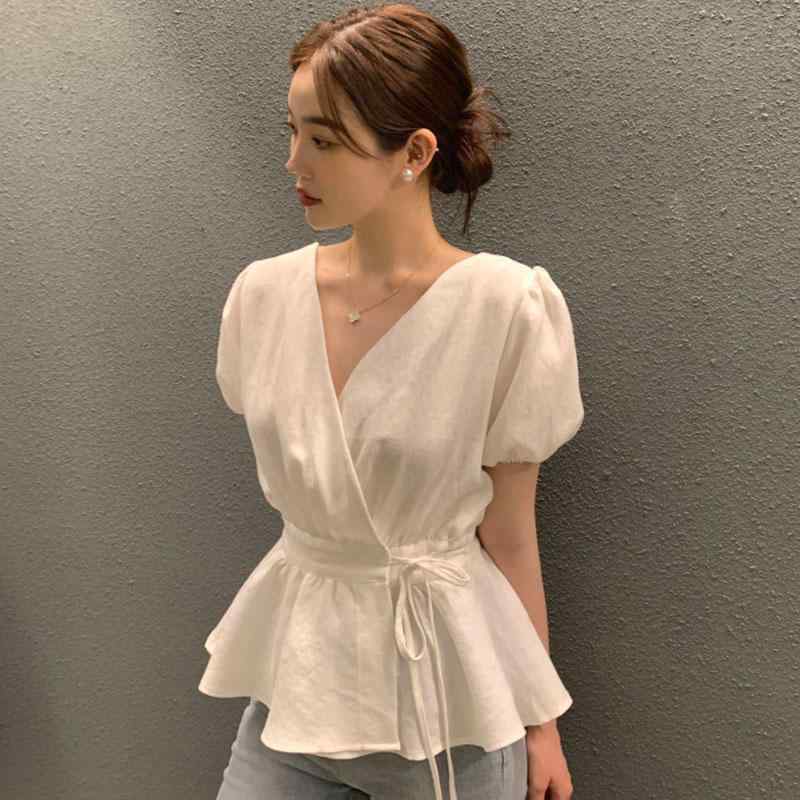 ・カテゴリ: シャツ・スタイル: 通勤風・主な素材: ポリエステル・柄: 無地・袖丈: 短袖・衣丈: 普通・ネックライン: Vネック・袖型: 泡泡袖・流行要素: 系帯・フィット: ルーズフィット・カラー展開: ブルー、ホワイト、カーキ・サイ...