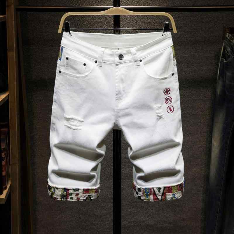 ・カテゴリ: 牛仔パンツ・スタイル: 日系レトロ・主な素材: 綿98%・パンツタイプ: 直筒型・パンツ丈: 膝上丈・腰位置: 中腰・厚み: 普通・適用シーン: カジュアル・詳細デザイン: バッジ・伸縮性: ミドル・裾デザイン: 直筒・特殊加...