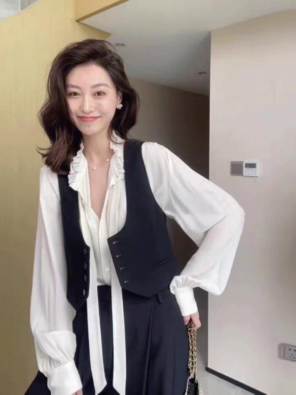 ・スタイル: 通勤風・主な素材: 涤纶90%-95%・柄: 拼色・パンツ丈: 長パン・流行要素: 拉链・袖丈: 長袖・袖型: 通常袖・カラー展開: 黒白・サイズ展開: S,M,L,XL・商品カテゴリ: レジャーセットアップ