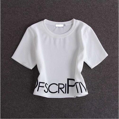 ・主な素材: ポリエステル70-80%・カラー展開: ホワイト・サイズ展開: S、M、L、XL、XXL・スタイル: 通勤風・袖丈: 3/4袖・カテゴリ: 休闲套装・性別: 女性