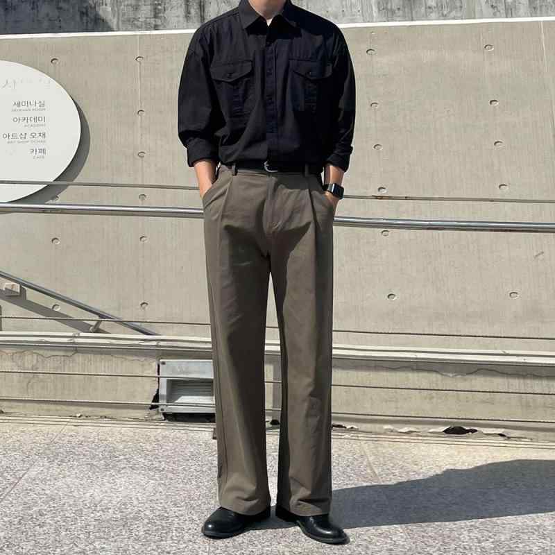 ・カテゴリ: シャツ・スタイル: 韓国風・主な素材: ポリエステル100%・タイプ: 開襟・版型: ゆったり・ネックライン: スクエアネック・袖丈: 長袖・柄: 無地・厚み: 普通・カラー展開: ブラック・サイズ展開: M、L、XL、2XL...