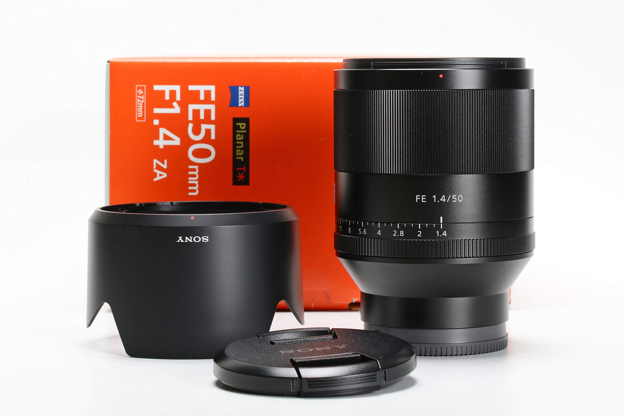 ・ SEL50F14Z Q・ツァイスレンズならではの高いコントラストと圧倒的な解像力を実現・立体感を演出する美しく自然なぼけ味・高解像度時代に求められる、高精度で高速なフォーカス駆動を実現・撮影者をサポートする操作性・信頼性説明 「プラナー...