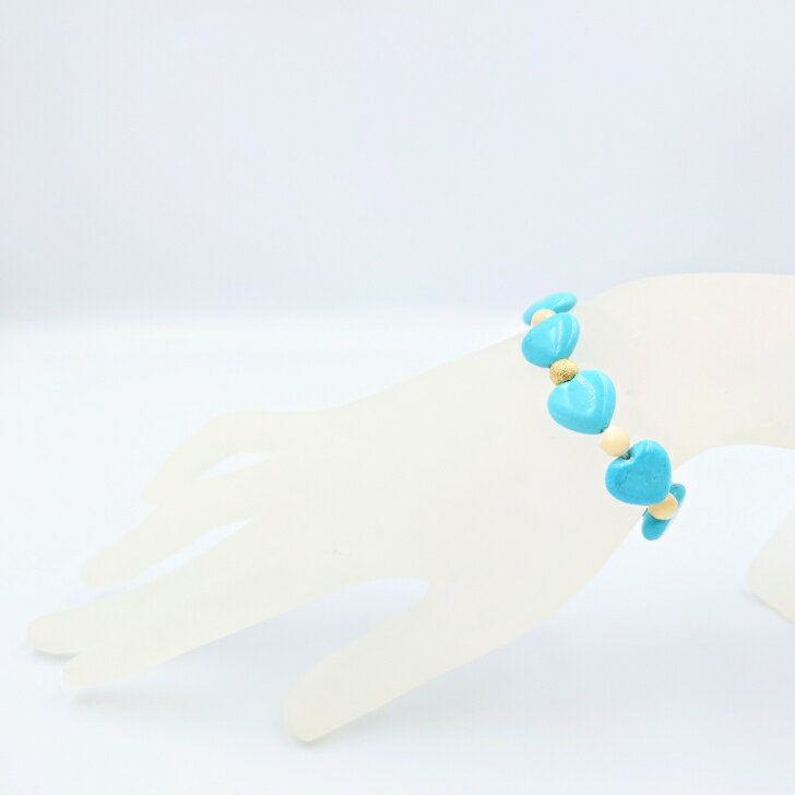 商品情報素材/材質マグネサイト ターコイズ 約13mm×14mm×5mmスターダスト ラウンド ゴールド 約6mmマザーオブパール 64面カット 約6mmオベロンゴムサイズ/寸法内円周 約16.4cmその他商品説明可愛いハートモチーフのター...