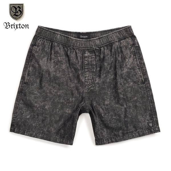 BRIXTON から STEADY ELASTIC WAISTBAND SHORTS が入荷しました！ 薄手の5ozのコットン生地を使用したハーフパンツ。 17インチと膝上丈の作りのコットン素材で涼しい履き心地です。 ウエストはゴムと紐で調...