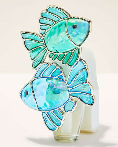 商品説明 【バスアンドボディワークス/Bath&Body Works】 Wallflowers Fragrance Plug フィッシュ セントコントロール™ ナイトライト(Fish Scent Control™ Nightlight) 人...