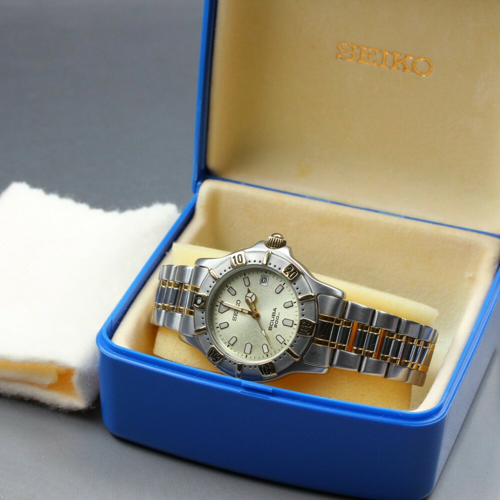商品の詳細 アイテム 腕時計 ブランド セイコー / SEIKO モデル スキューバ 型番 7N35-6010 シリアル 210454 生産国 日本 生産年 1992 対象 メンズ スタイル ダイバーズ ケース横 33.6mm（リューズ除く...