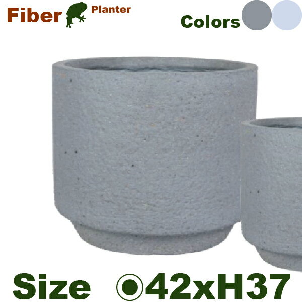 植木鉢（プランター／ポット） 【外寸】直径42cmxH37cm（内直径37cm） 【材質】セメントファイバー 【色】グレイ、ホワイトからお選び下さい 【底穴】あり ※セメント製品の特性として環境によりクラック、色あせ等の変化が発生します。 ...