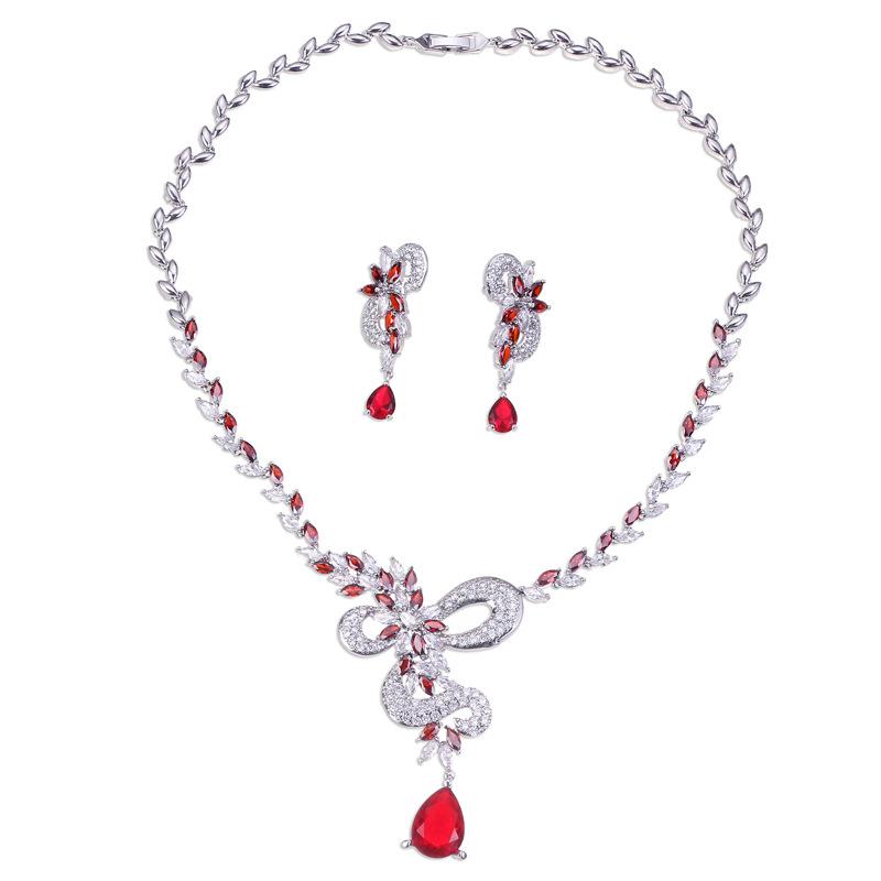 ドレス アクセサリー キラキラ ジルコニア ストーン 埋め込み ネックレス ピアス 2点セット 揺れる 大ぶり ゴージャス 新婦 ウェディング パーティー 箱付き 合金 紫 ピンク 赤