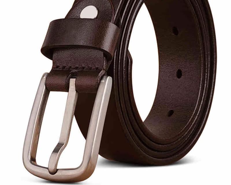 メイン素材: 第一層牛革バックル素材：チタン