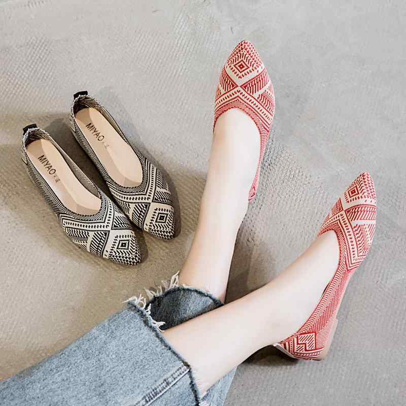 表面素材: 布ソール素材: ラバー