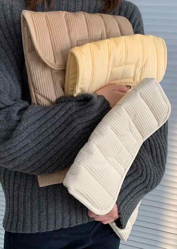 素材: ポリエステル