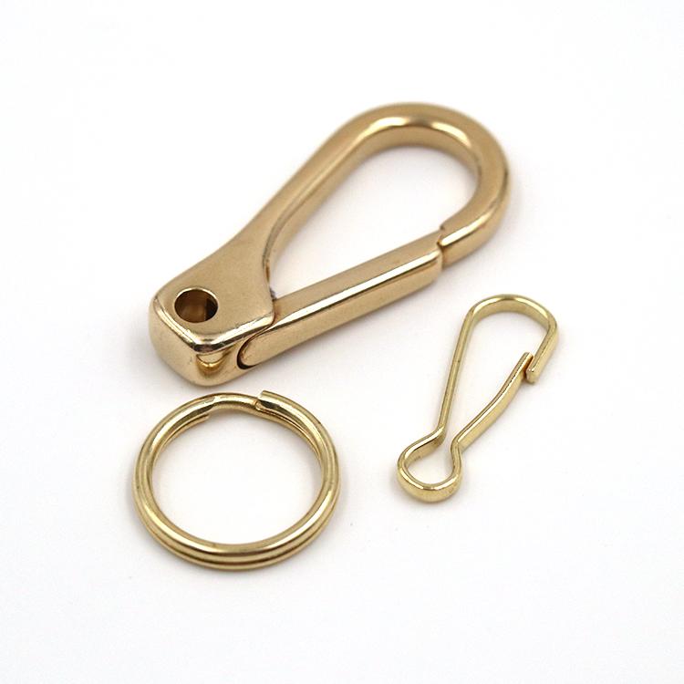 カラビナ キーホルダー おしゃれ 真鍮 ブラス 取り外し簡単 バックル 鍵 車 フック リング ベルトクリップ ストラップ 金魚 鈴 羽