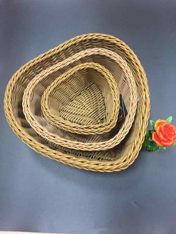 材質: プラスチック