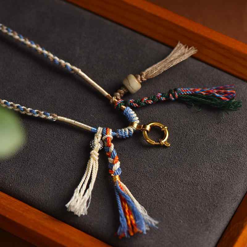 仏教 ネックレス のみ タイ 僧侶 仏陀 ペンダント ストラップ バックル ロープ 手巻き 編み 綿 タンカ クイック リリース 吊り下げ コーディネート メンズ レディース ユニセックス ハンギング おしゃれ ロング