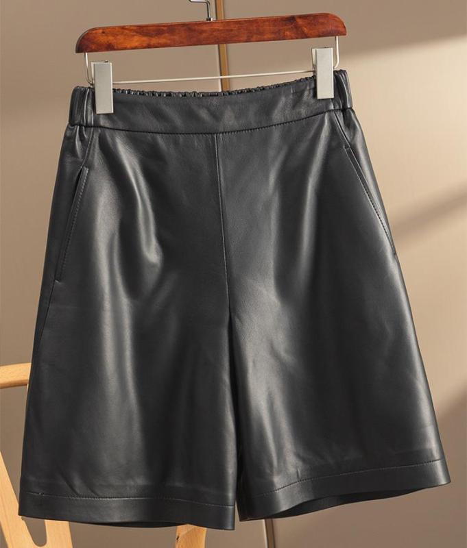 レディース レザー ショートパンツ pu ワイドレッグ カジュアル 韓国 大きいサイズ トリアセテート 黒 おしゃれ ウエストゴム シンプル 普段使い おでかけ