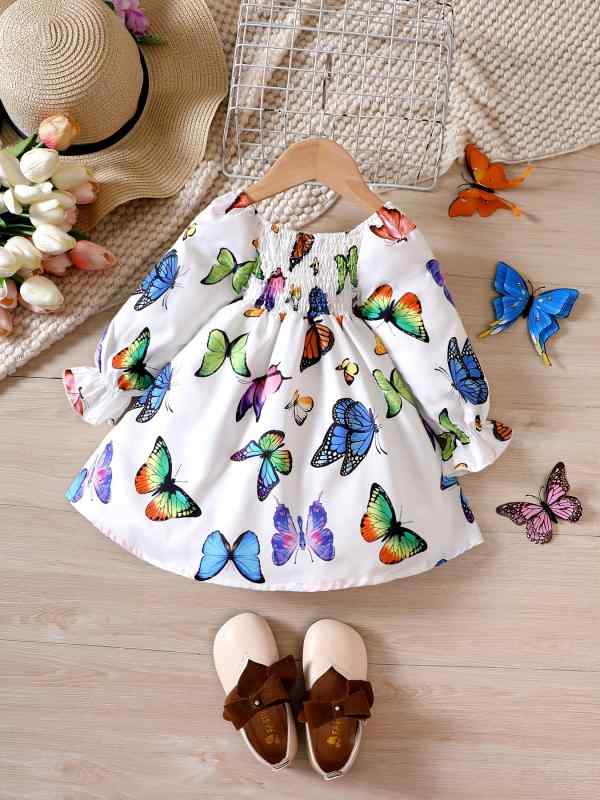 生地: ポリエステル