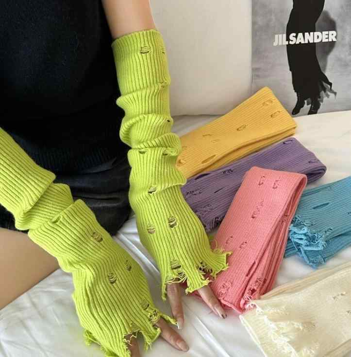 サイズ: フリーサイズテクスチャ: ウールカテゴリー: 女性