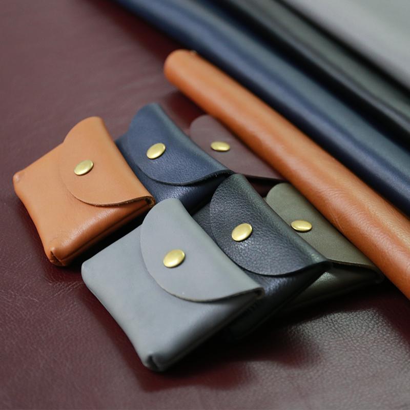 素材: 牛革閉鎖方法: バックルサイズ: 9.5cm*6.5cm