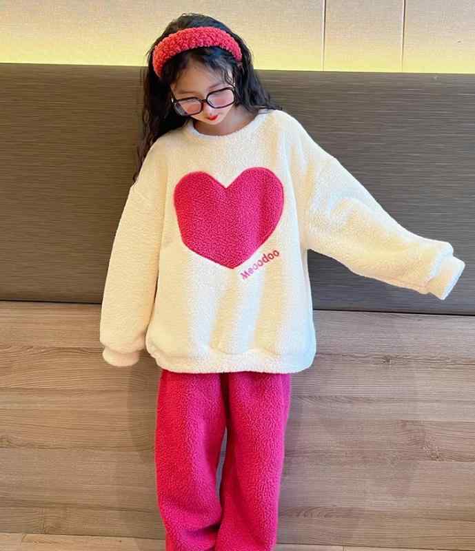 パジャマ キッズ 女の子 子供 長袖 秋冬 厚手 ルームウェア 部屋着 もこもこ 暖かい 起毛 フランネル かわいい 韓国 大きいサイズ ハート ストライプ うさぎ ピンク 緑