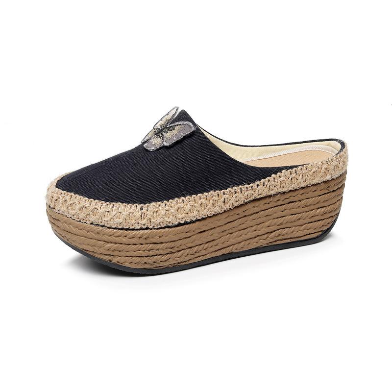 インソール素材: 布表面素材：メッシュ