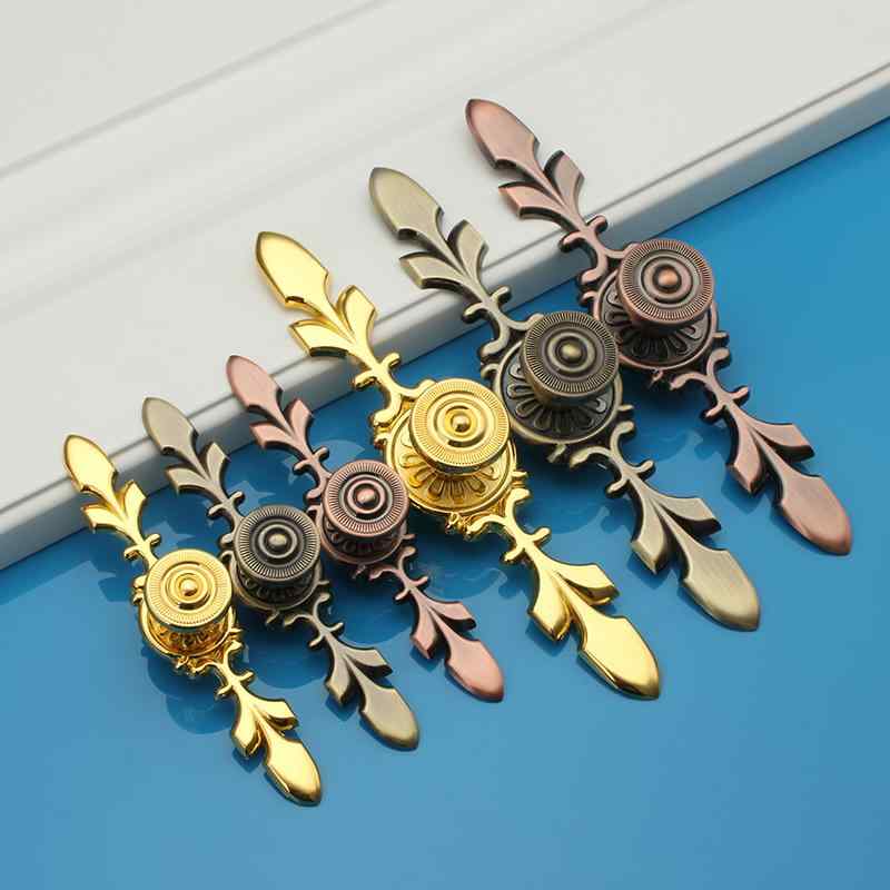 材質: 亜鉛合金