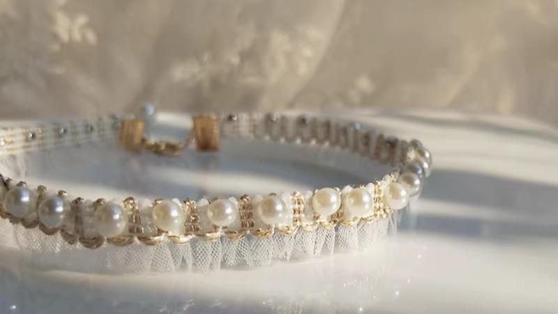 チョーカー レディース ネックレス ファッションアイテム アクセサリー 鎖骨 装飾 レース ビジュー 大人 上品 エレガント 白 おしゃれ