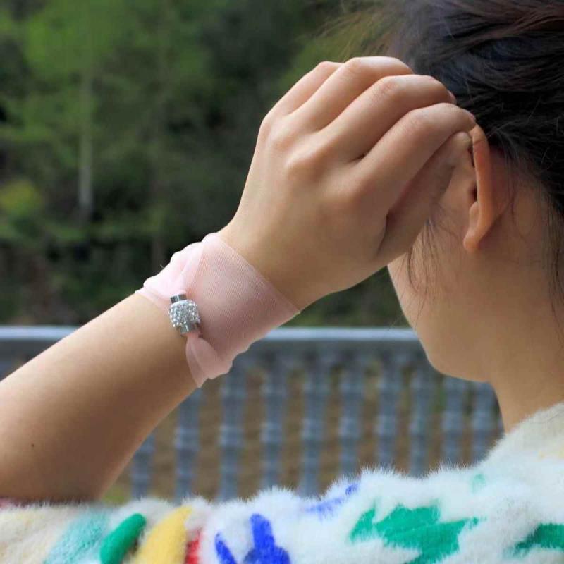 アーム カバー 傷 隠し 夏 傷跡 タトゥー シースルー 装飾 涼しい クール 快適 手首 ガード レディース ショート アクセサリー 黒 白 ピンク シンプル おしゃれ 普段使い